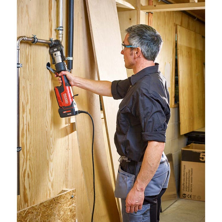 Ridgid RP 351-C Pressatrice in linea completo di ganasce M 15-22-28 mm ...