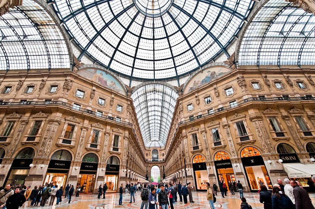 Milan tour and relax at the thermal baths - Departure from Colico ...